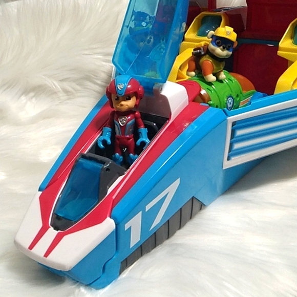 Paw Patrol | Toys | Paw Patrol Mighty Jet W6 Action Figures Included ...